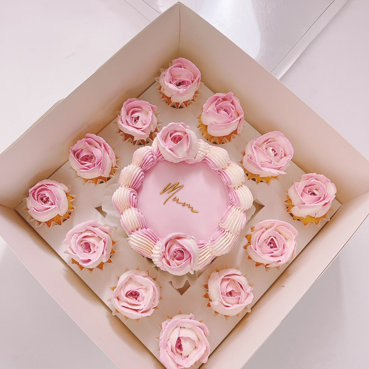 Boards n Boxes – Moreish Cakes