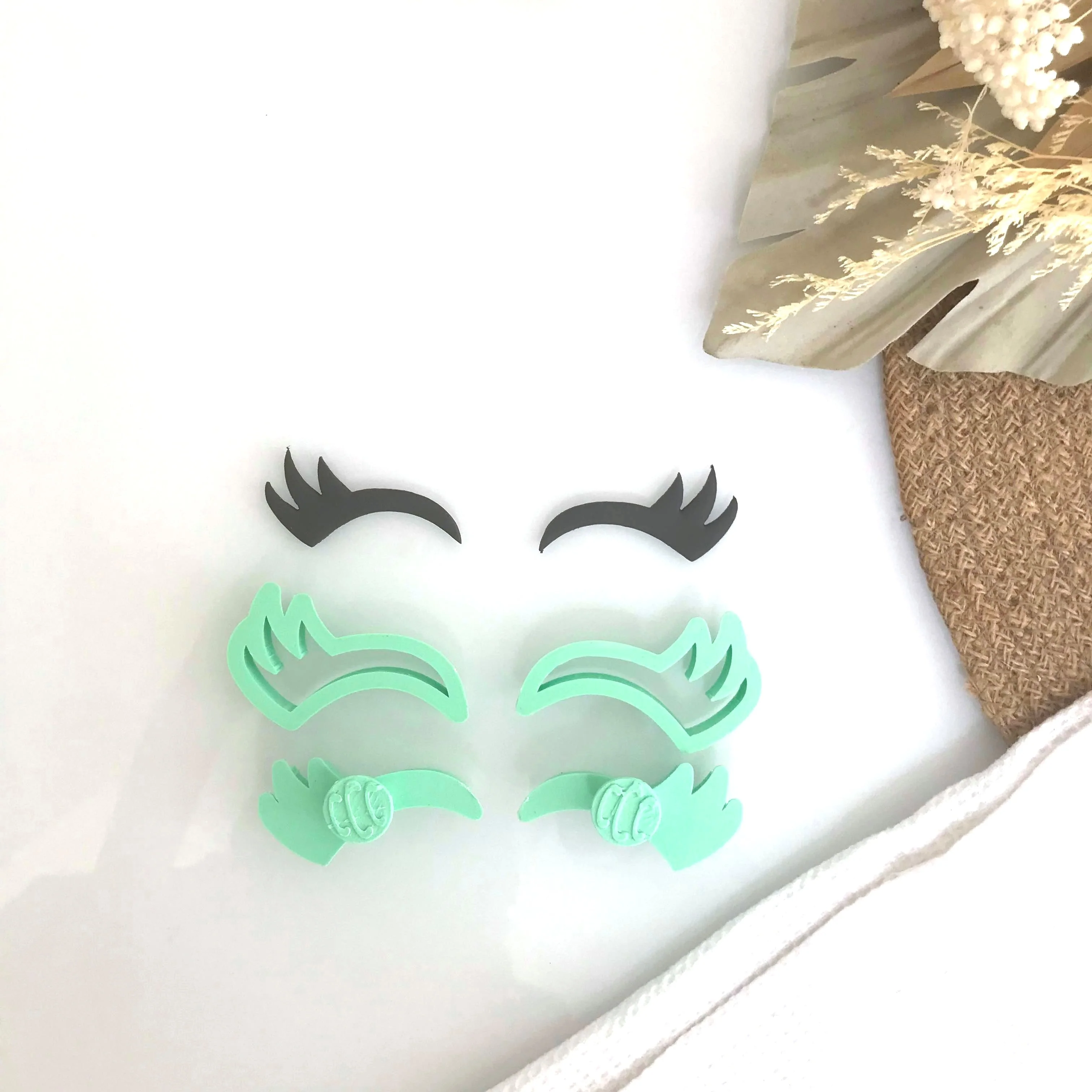 Fancy Lash Cutter Set (SweetP Cakes and Cookies) – Moreish Cakes