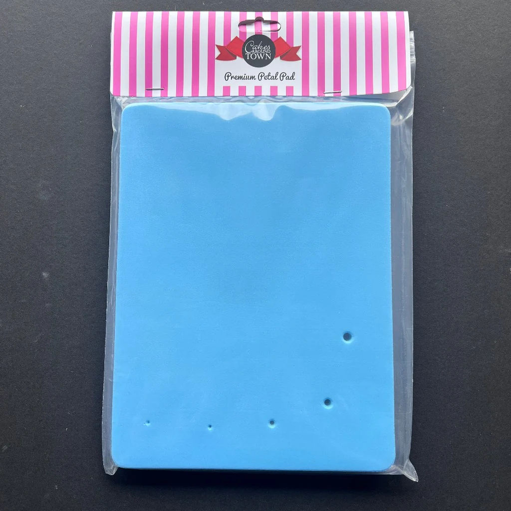 Purrrrrfect Petal Pad – Moreish Cakes