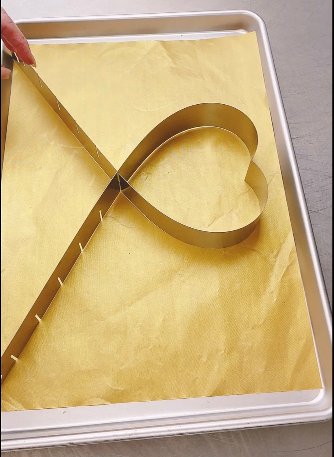 Adjustable Heart Cake Baking Ring – Moreish Cakes