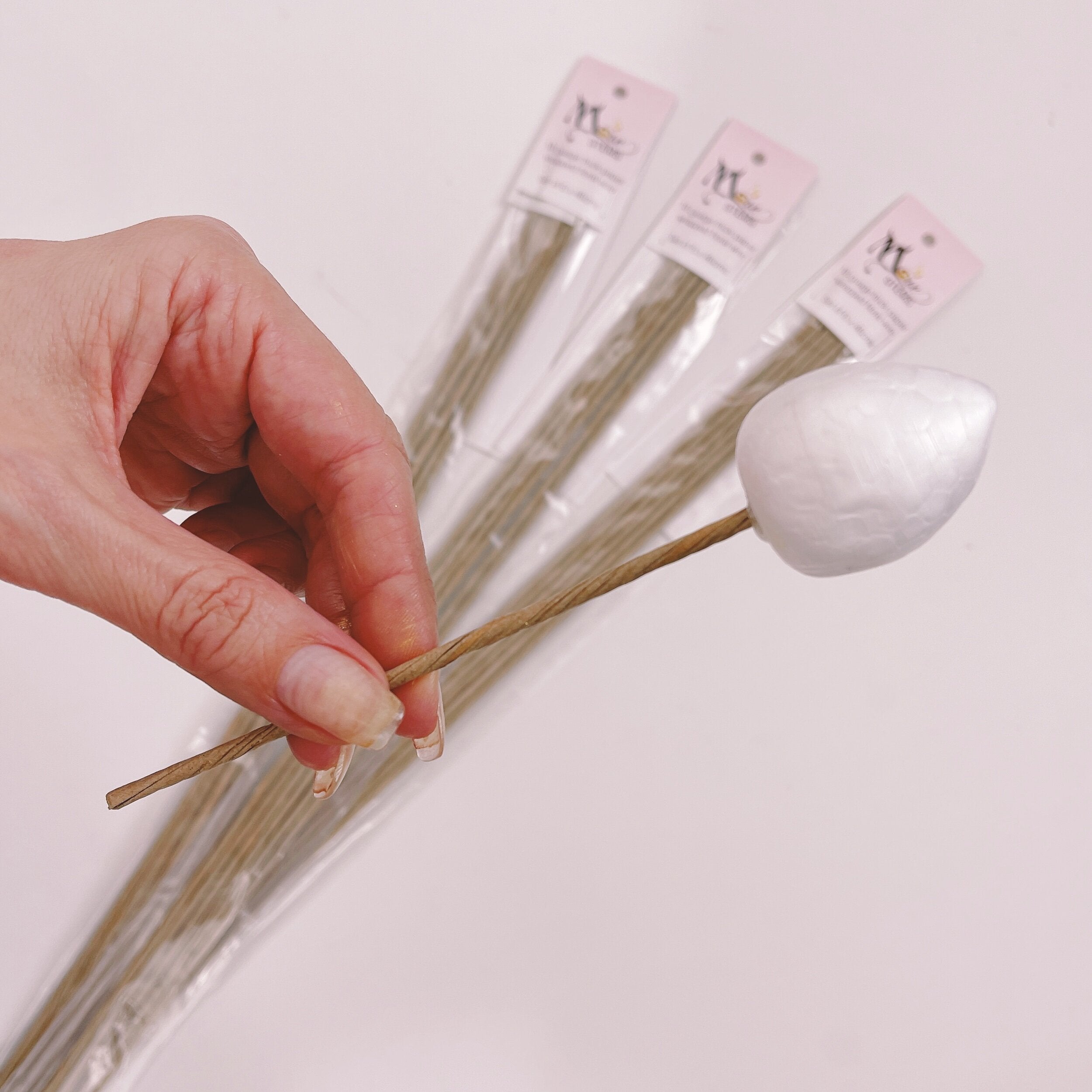 More Wire Stems – Moreish Cakes
