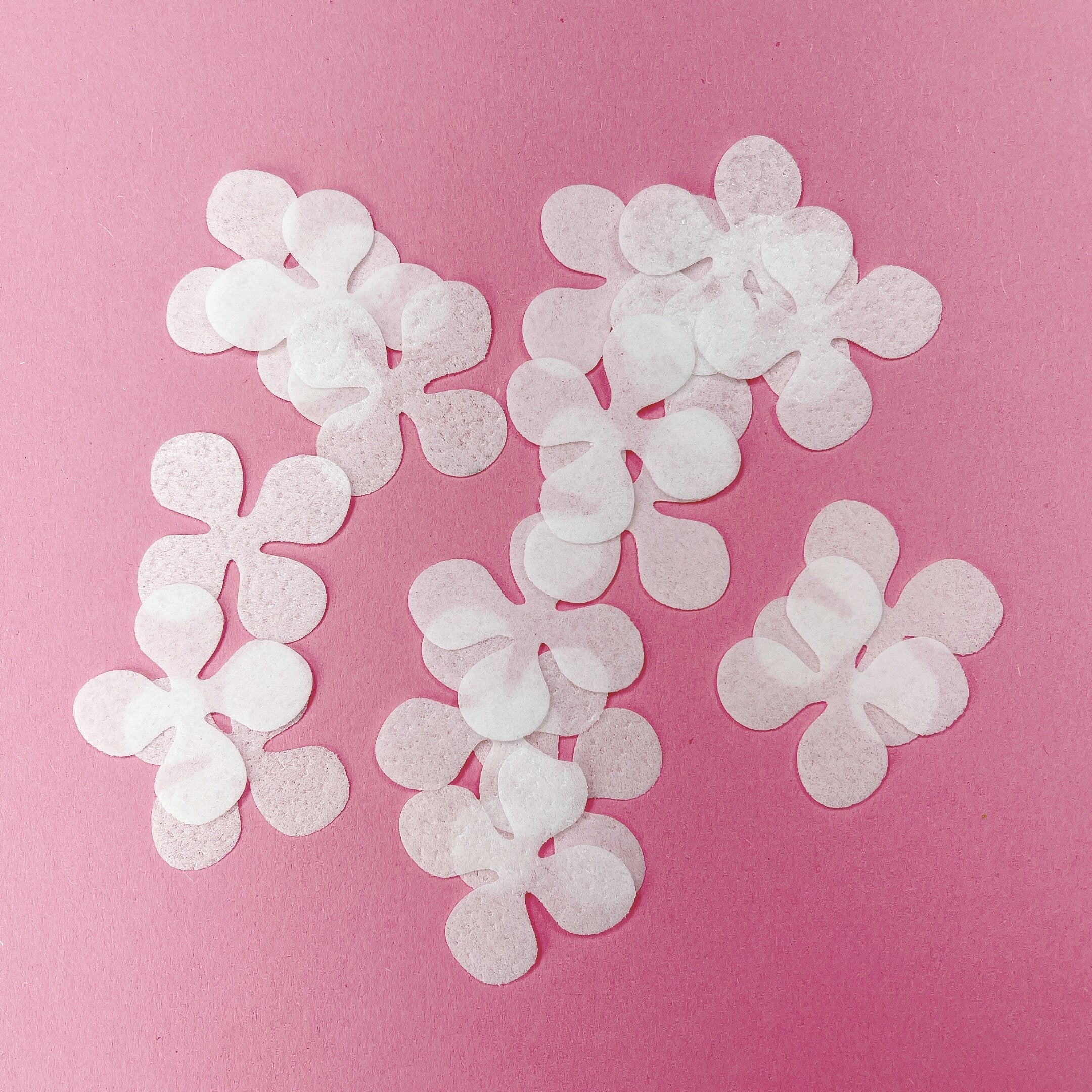 Wafer Paper Hydrangea Plain Flowers 24 PreCut Edible – Moreish Cakes